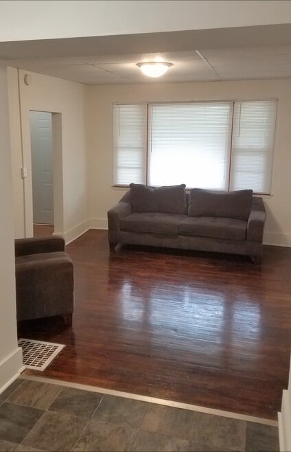 Batavia IA Houses for Rent with Garages - 4 Homes | Apartments.com