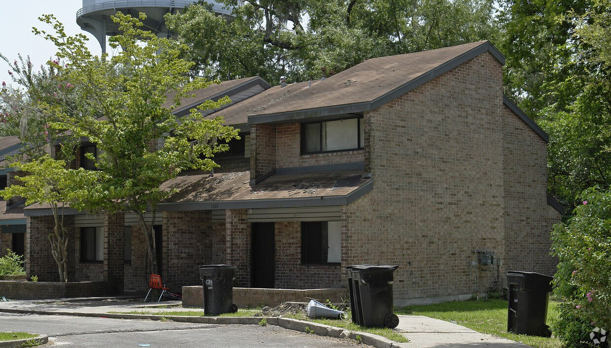 1236 NW 5th Ave, Gainesville, FL 32601 - 1236 NW 5th Ave Gainesville ...