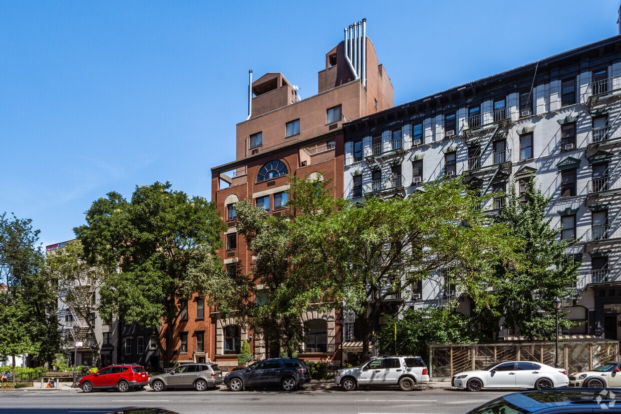 194-196 Avenue Of The Americas, New York, NY 10013 - 194-196 Avenue Of ...
