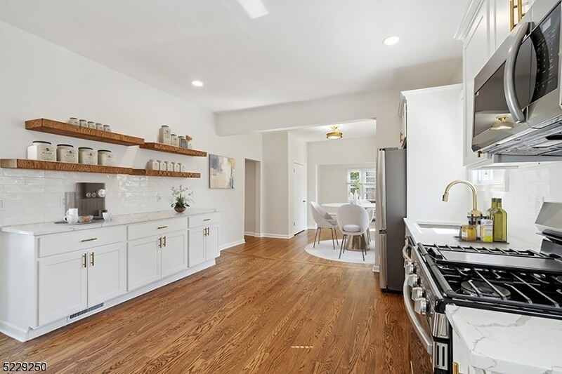 14 Munn St Unit A, Montclair, NJ 07042 - Room for Rent in Montclair, NJ ...