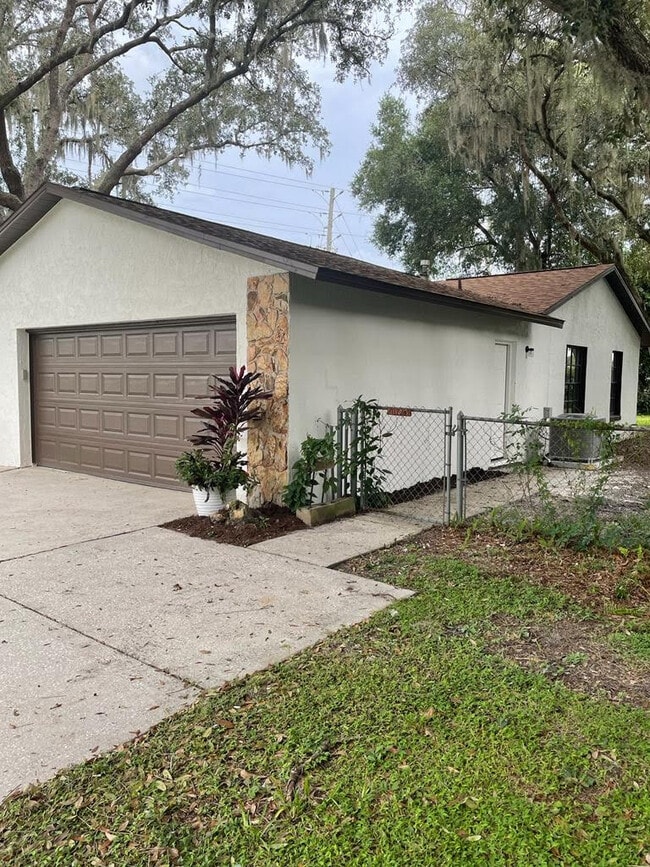 5638 County Road 173, Wildwood, FL 34785 - House Rental in Wildwood, FL ...