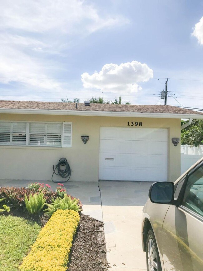 1398 SW 9th St, Boca Raton, FL 33486 - House Rental in Boca Raton, FL | Apartments.com