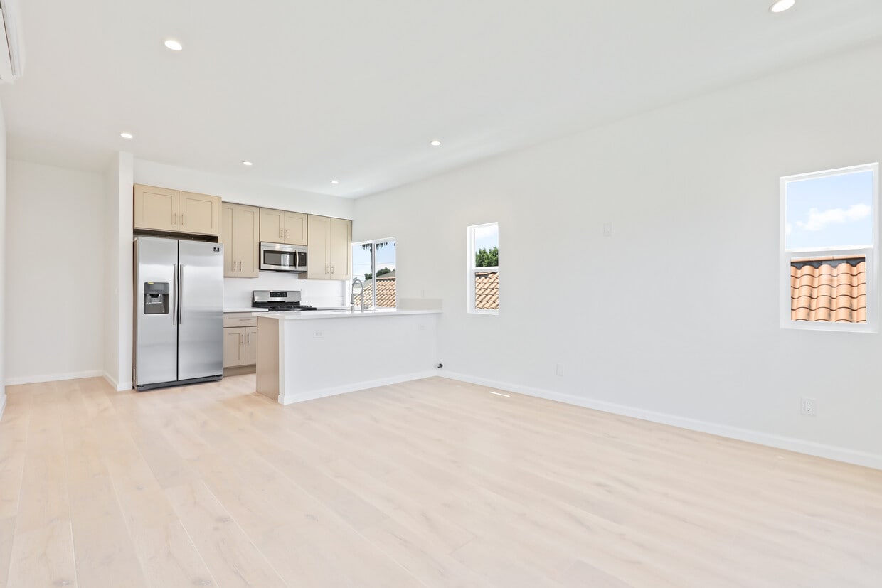 5234 W 20th St Unit 5234 Half, Los Angeles, CA 90016 - Apartments in ...
