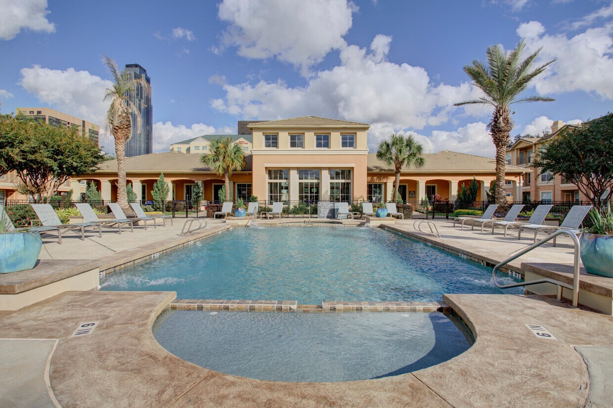 Gables Metropolitan Uptown Apartments - 3300 Sage Rd Houston, TX ...