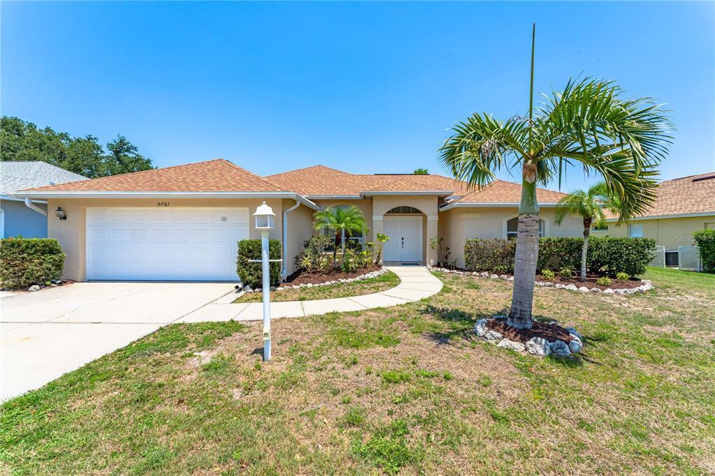 5761 Stone Pointe Dr, Sarasota, FL 34233 - House Rental in Sarasota, FL ...