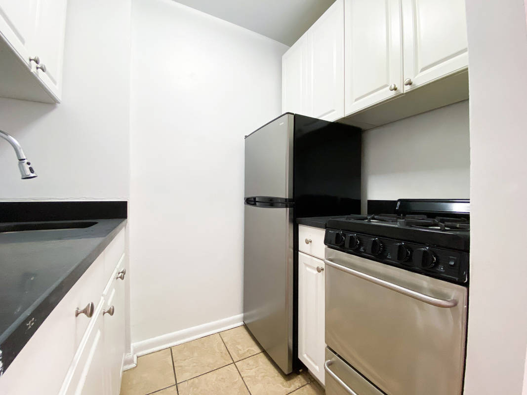 219 E 88th St Unit 2D, New York, NY 10128 | Apartments.com