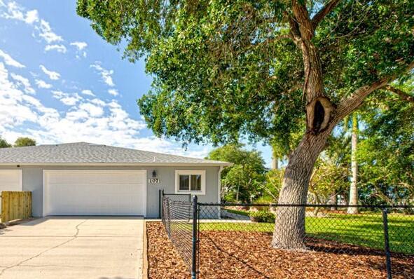 107 Adams Ave, Cape Canaveral, FL 32920 - Townhome Rentals in Cape ...