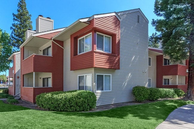 Redwood Square Apartments Apartments - Sacramento, CA | Apartments.com