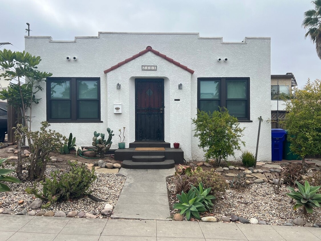 2111 Meade Ave, San Diego, CA 92116 - House Rental in San Diego, CA ...