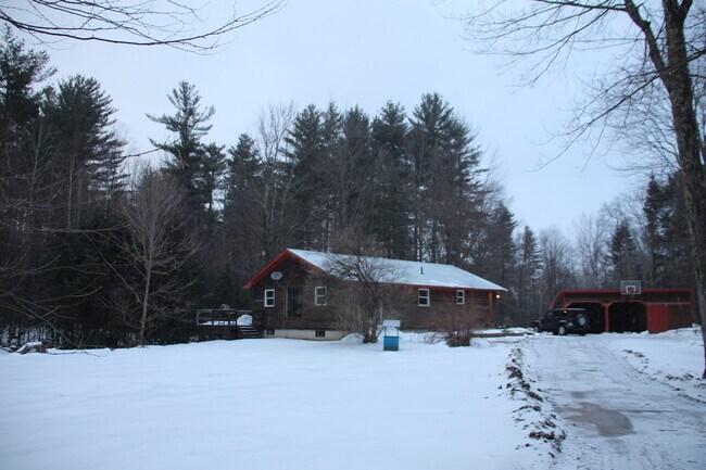 143 Sholan Rd, Morristown, VT 05661 - House Rental in Morristown, VT ...