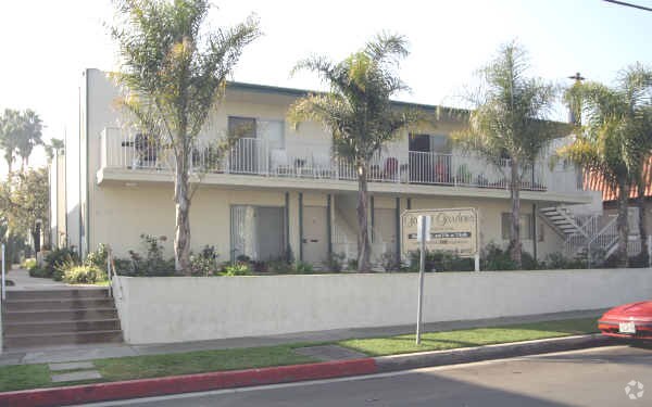 Garnet Gardens Apartment - 3720 Garnet St Torrance, CA 90503 ...