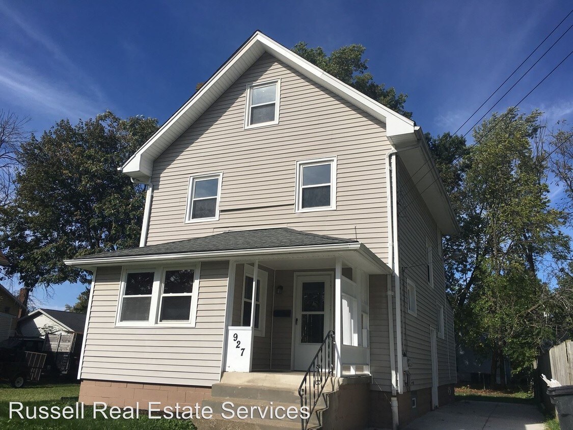 927 Hamlin St, Akron, OH 44320 - House Rental in Akron, OH | Apartments.com