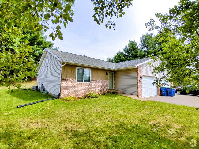 Duplex for Rent in Weston, WI - 4 Rentals | Apartments.com