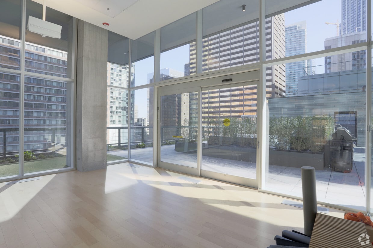 Optima Signature Apartments - Chicago, IL | Apartments.com