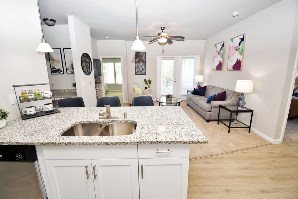 The Grove at Village Oaks Houses for Rent - Myrtle Beach, SC ...
