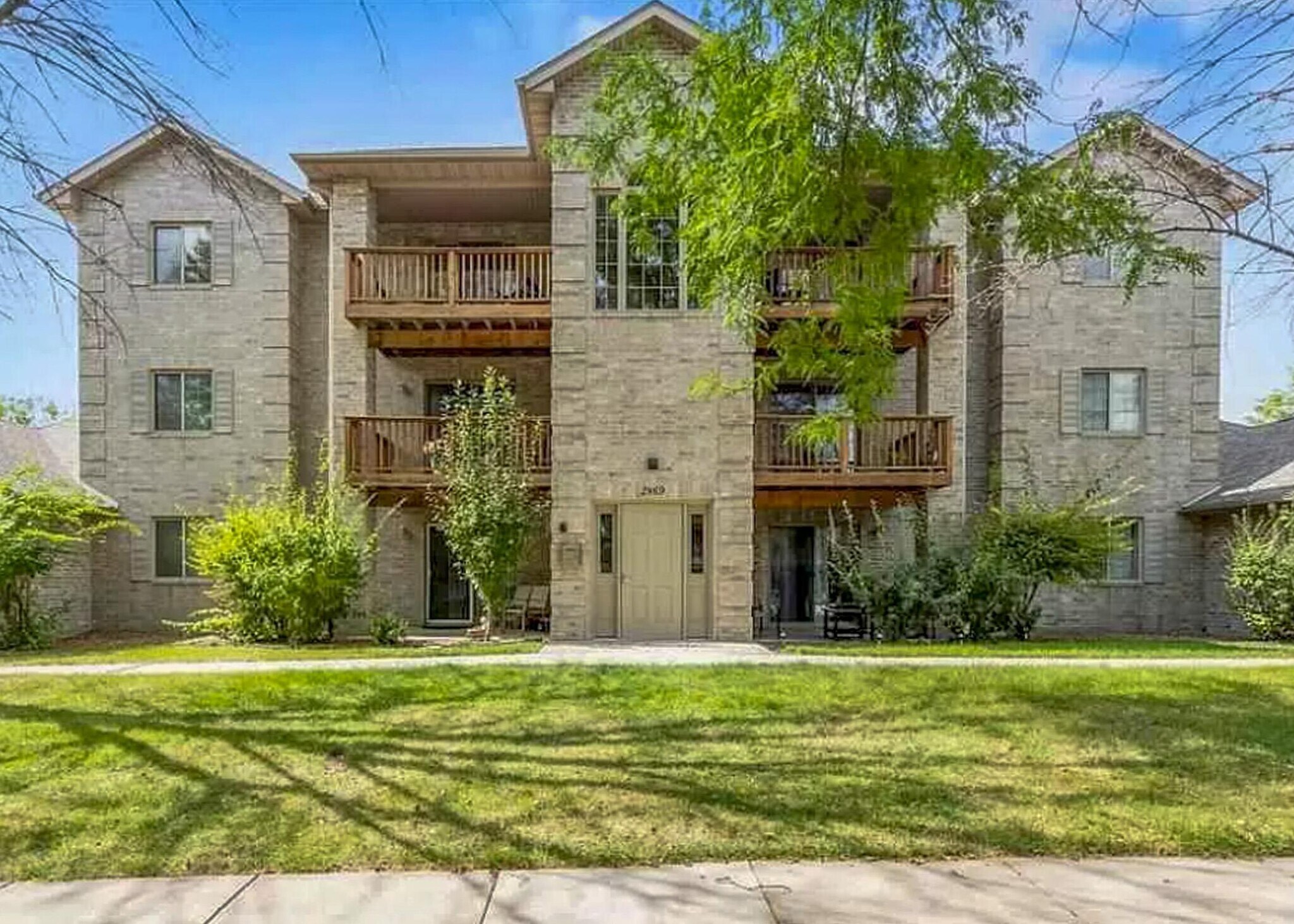 2869 Coral Ct Unit 302, Coralville, IA 52241 - Room for Rent in ...