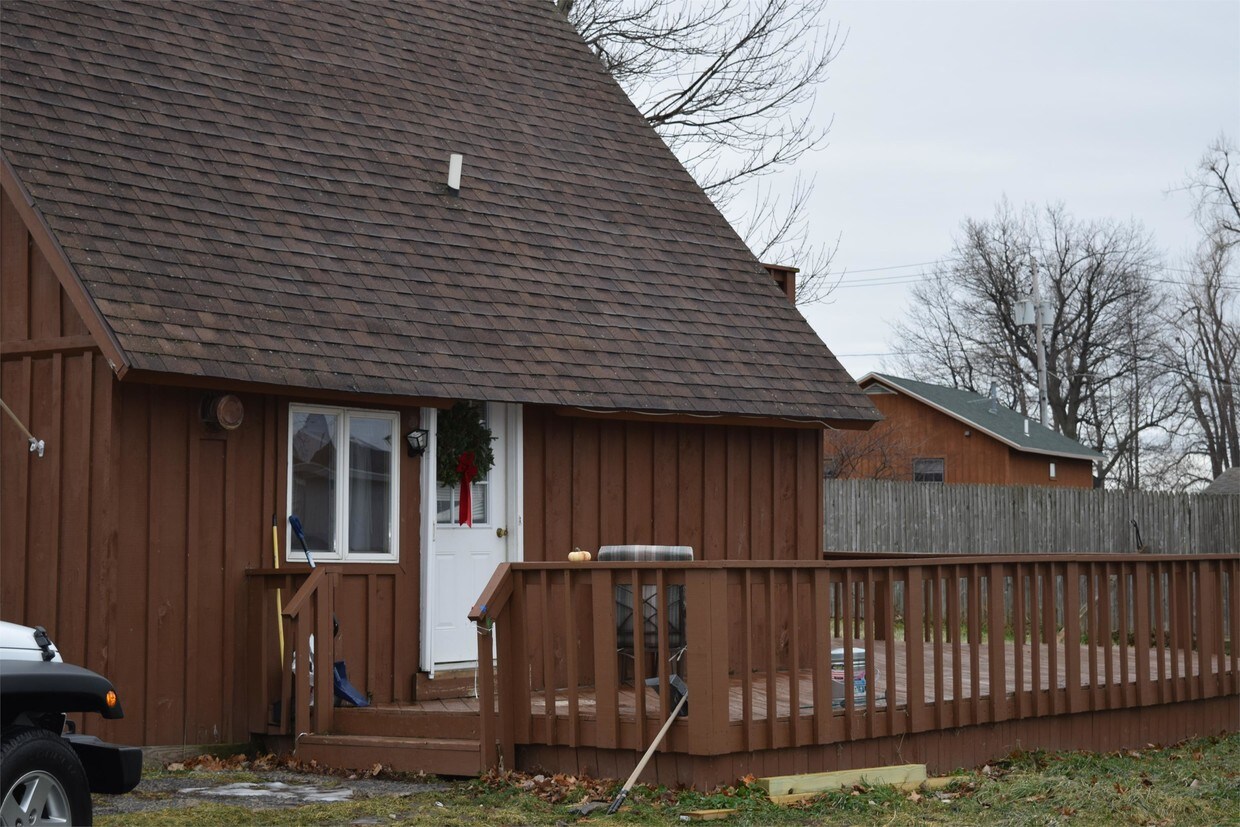 109 Brown Shores Rd, Sackets Harbor, NY 13685 - House Rental in Sackets ...