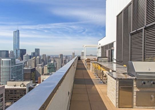 Axis Apartments and Lofts - 441 E Erie St Chicago, IL | Apartments.com