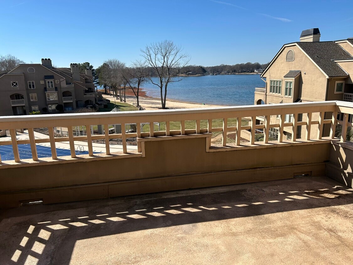 645 Portside Dr Unit 645 Portside Drive, Davidson, NC 28036 - Condo for ...