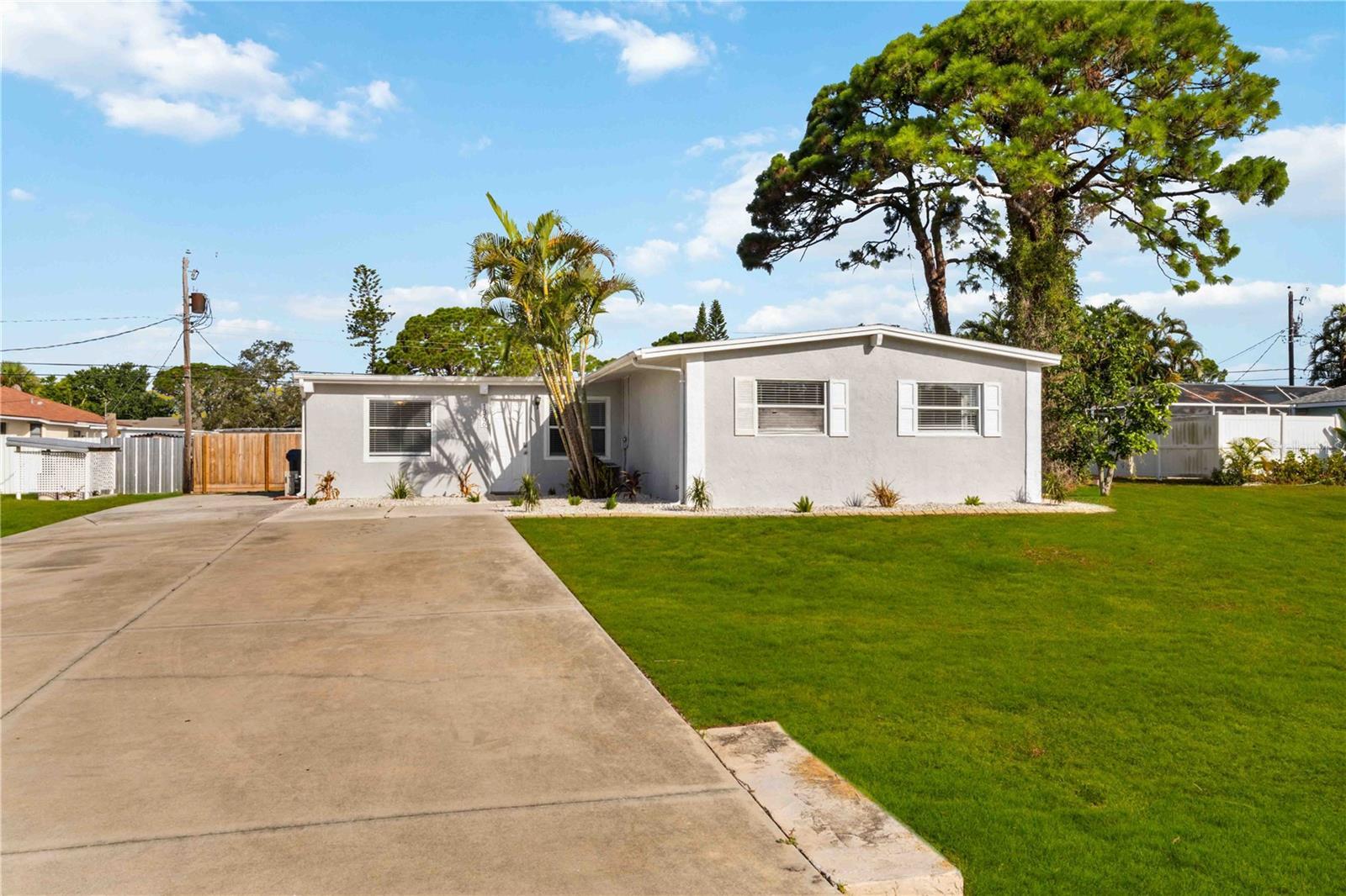 1366 Queen Rd, Venice, FL 34293 - House Rental in Venice, FL ...