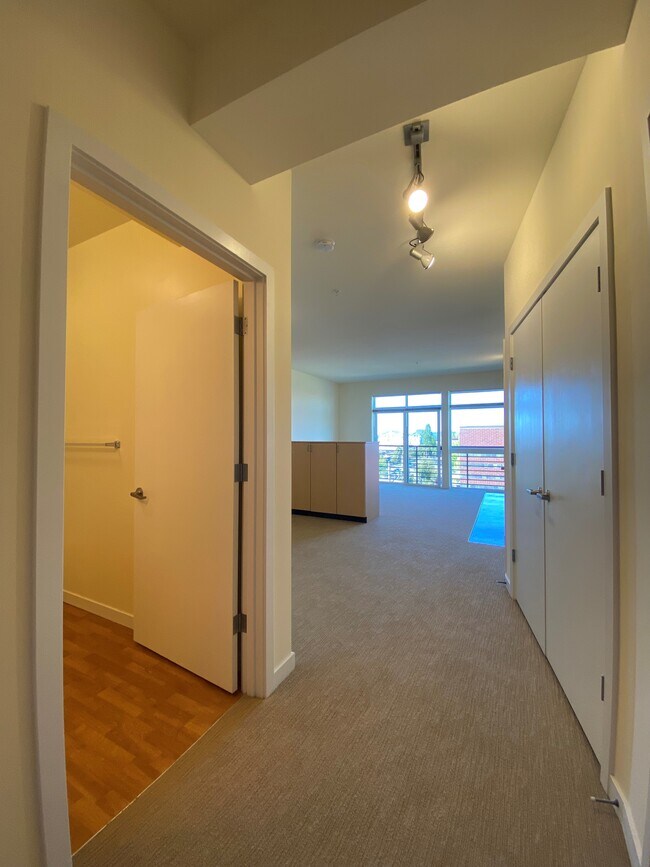 Library Place - Apartments in Everett, WA | Apartments.com