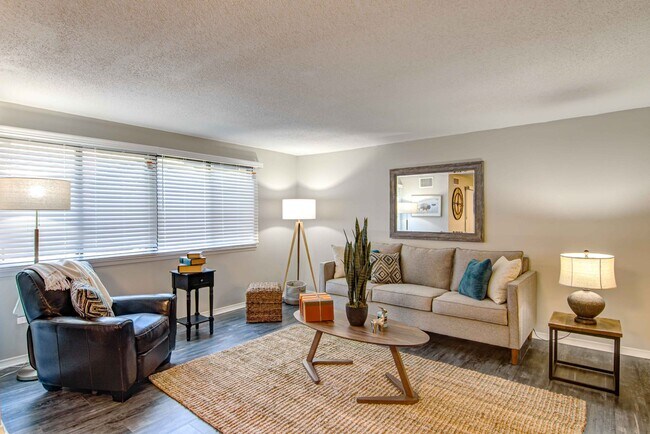 Avon Place Apartments - Avon, CT | Apartments.com