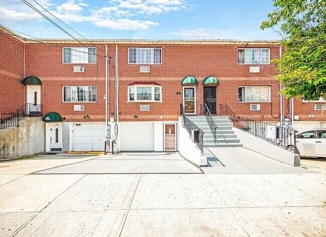 Breukelen Houses Apartments for Rent with Utilities Included - Brooklyn ...