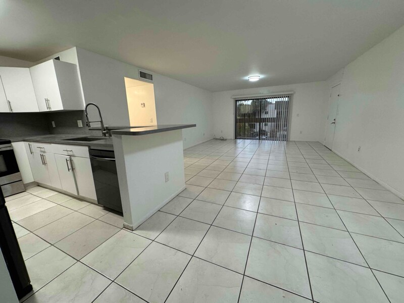 8540 SW 149th Ave, Miami, FL 33193 | Apartments.com