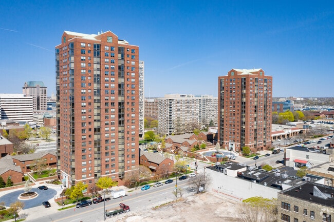 Yankee Hill Apartments - Milwaukee, WI | Apartments.com