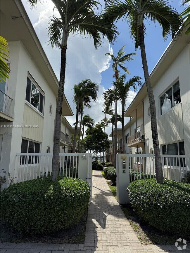 Biscayne Island Apartments under $3,000 - Miami Beach, FL - Updated ...