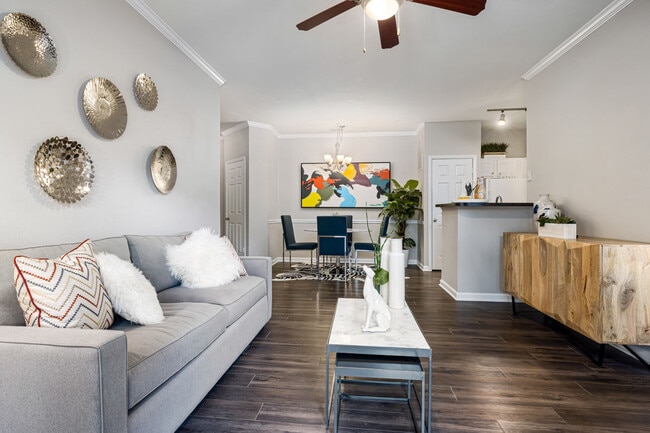 Columns at Wakefield Apartments - 14114 Chriswick House Ln Raleigh, NC ...