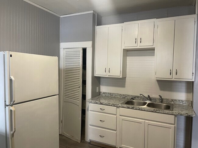 139 Wall St Unit 102, Corning, NY 14830 - 139 Wall St Corning, NY 14830 ...