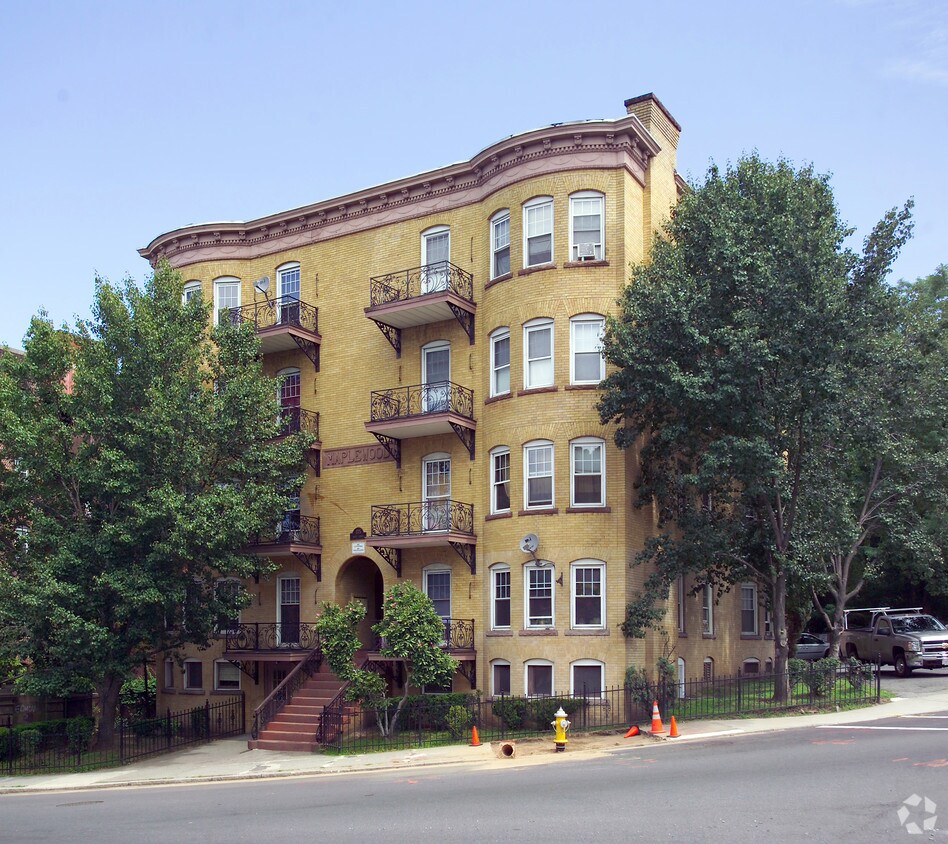 175 Maple St, Springfield, MA 01105 - 175 Maple St Springfield, MA ...