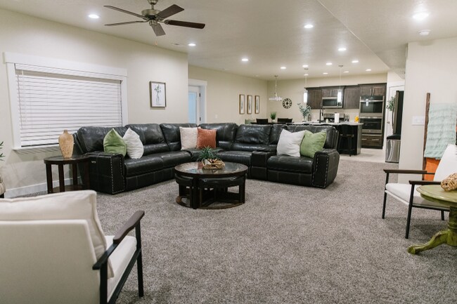 Apartments for Rent with a Swimming Pool in The Village at Rosecrest ...