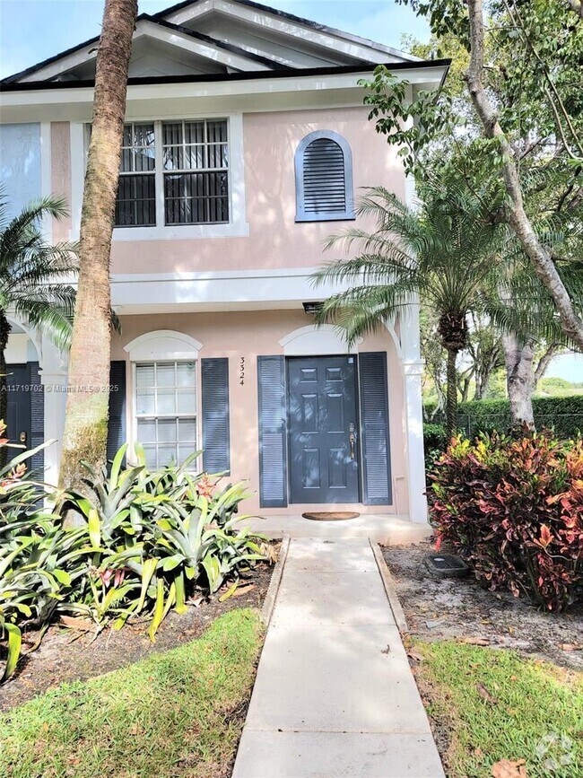 Fiesta Condominiums Apartments for Rent with Extra Storage - Margate ...