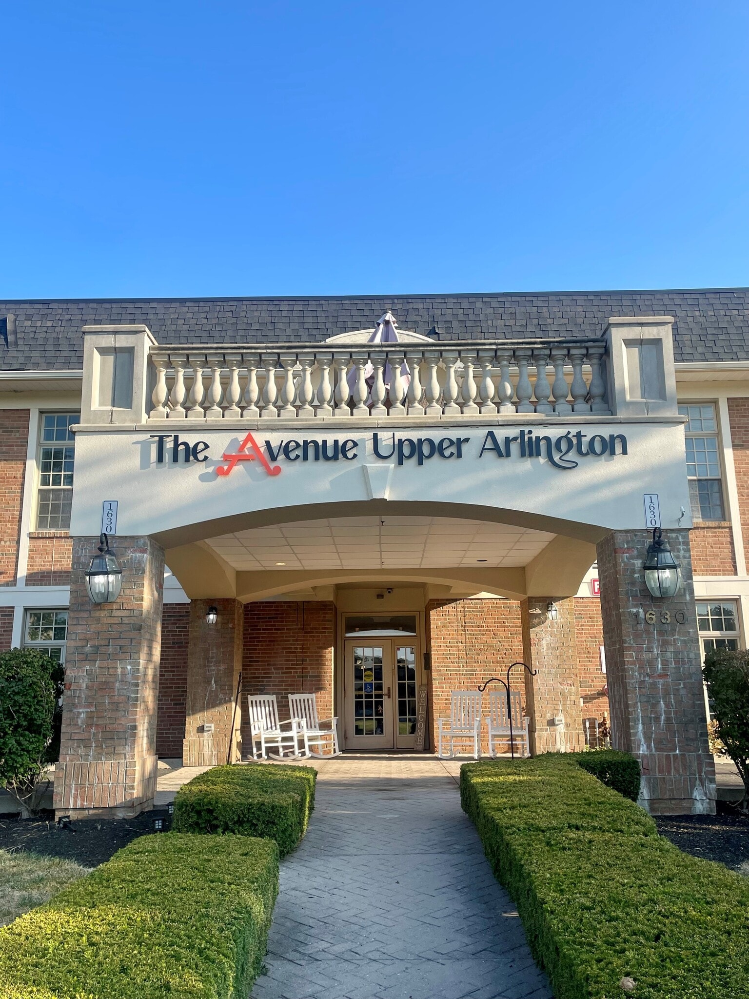 The Avenue Upper Arlington - 1630 Northwest Professional Plz Columbus ...