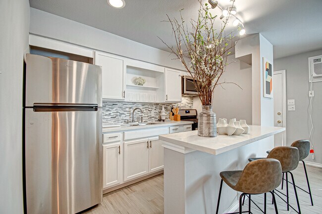 1903 Commonwealth St, Houston, TX 77006 - 1903 Commonwealth St Houston ...