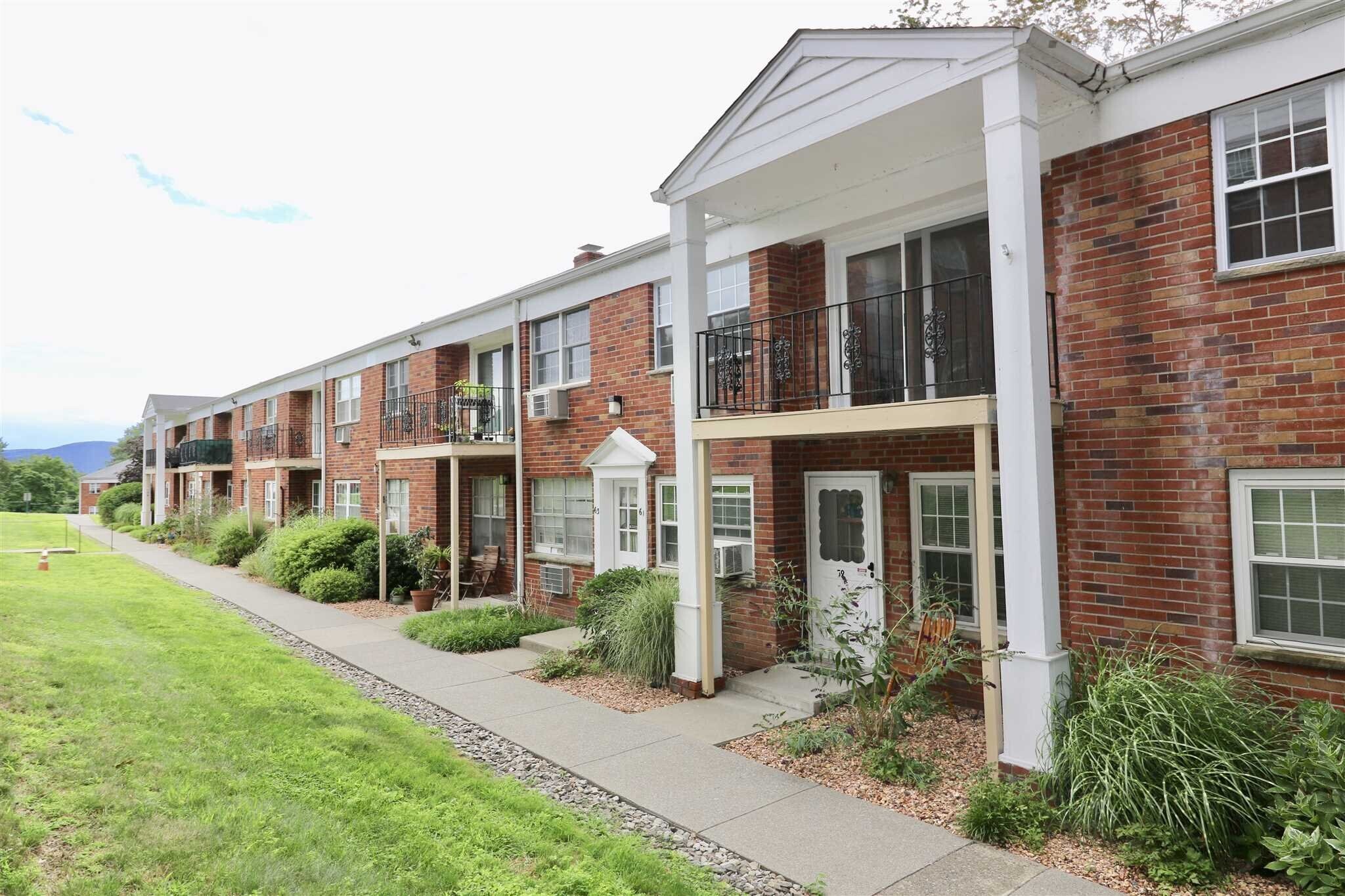 3 Colonial Rd Unit 61, Beacon, NY 12508 - Condo for Rent in Beacon, NY ...