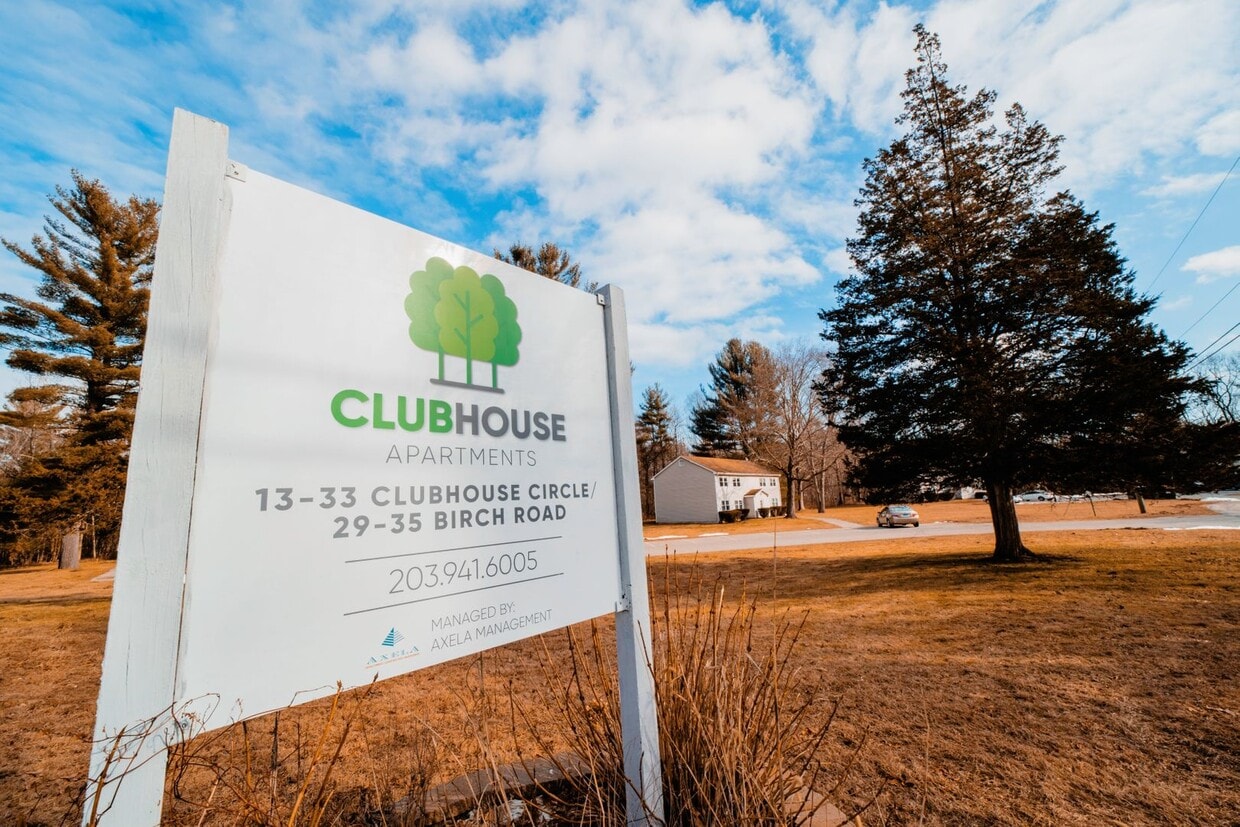 Clubhouse - 13-33 Club House Cir Storrs Mansfield, CT 06268 ...