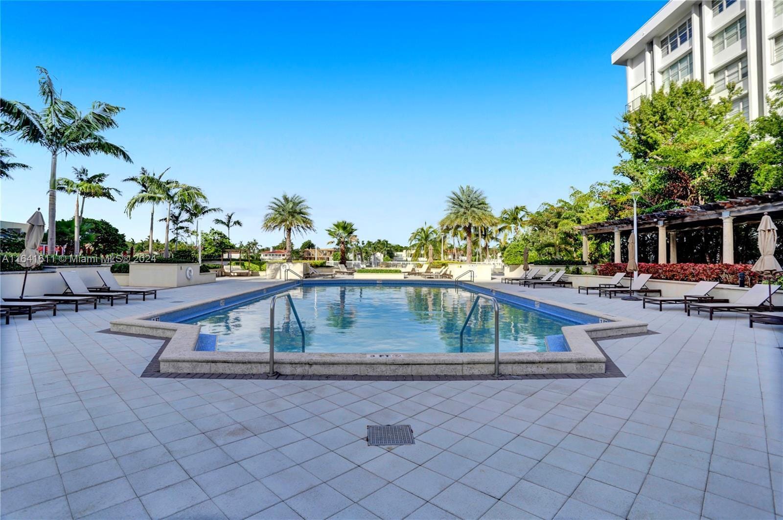 5600 Collins Ave Unit 14, Miami, FL 33140 - Condo for Rent in Miami, FL ...