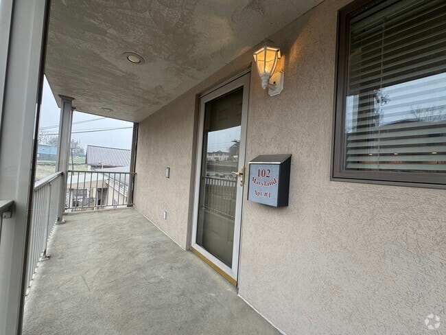 Apartments for Rent in Bellview WV with High Ceilings | Apartments.com