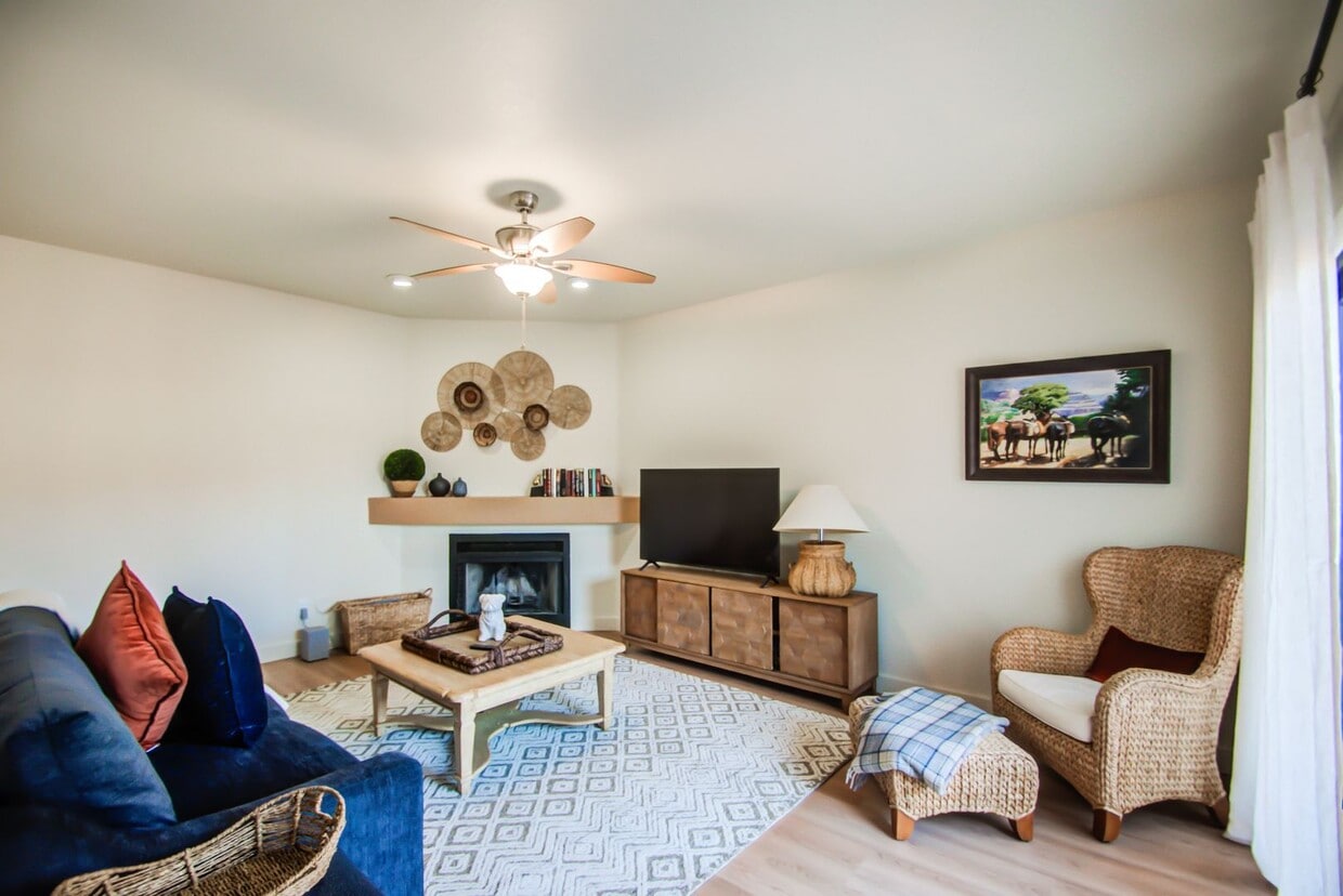 5640 E Bell Rd, Scottsdale, AZ 85254 - Townhome Rentals in Scottsdale ...