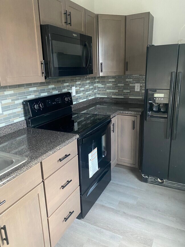 19 Randall St, Taunton, MA 02780 Apartments - 19 Randall St Taunton, MA ...