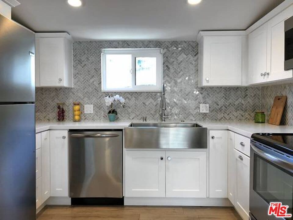 4730 Crystal Springs Dr Unit 1, Los Angeles, CA 90027 - Room for Rent ...
