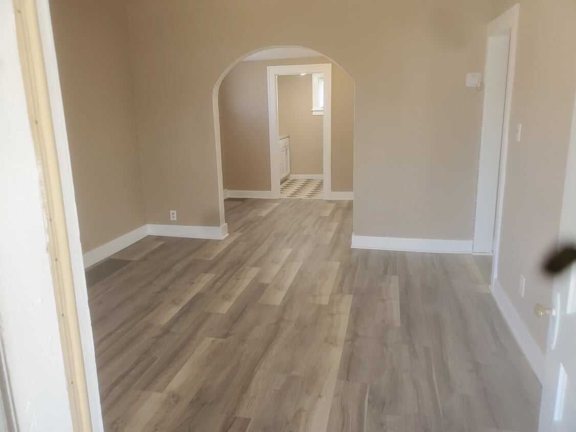 561 Cooper St Unit 561, Jackson, MI 49201 - 561 Cooper St Jackson, MI ...