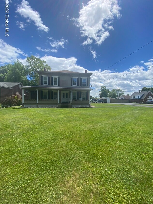 49 Russell Blessing Rd Unit 4, Albany, NY 12222 - Room for Rent in ...