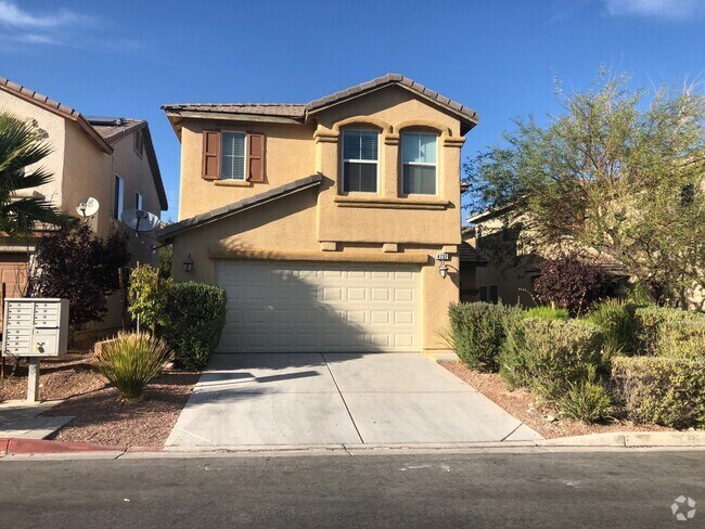 Blue Diamond Decatur Apartments for Rent with a Yard - Las Vegas, NV ...