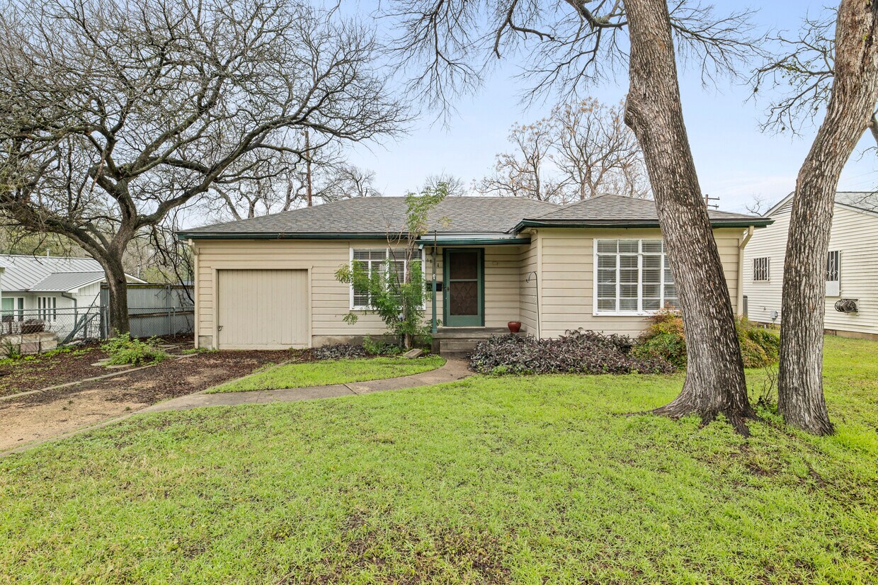 1604 E 32nd St, Austin, TX 78722 - House Rental in Austin, TX ...