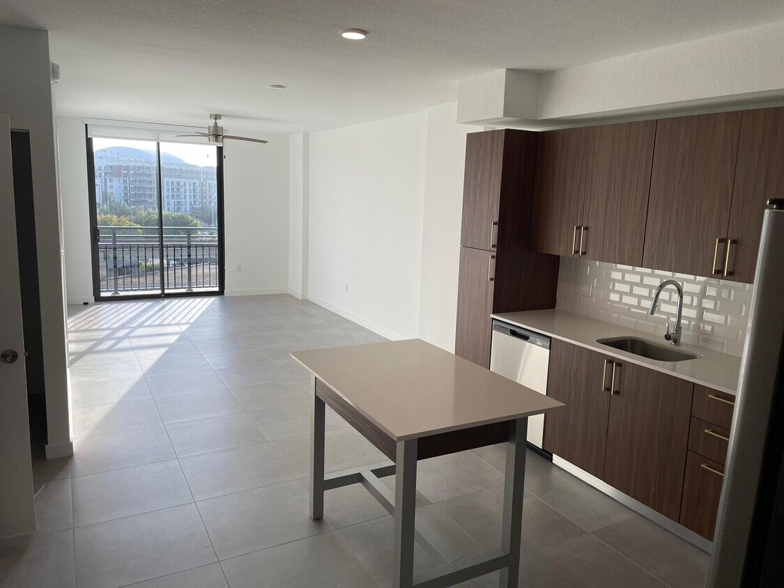 1231 NW 10th Ave Unit A3, Miami, FL 33136 - 1231 NW 10th Ave Miami, FL ...