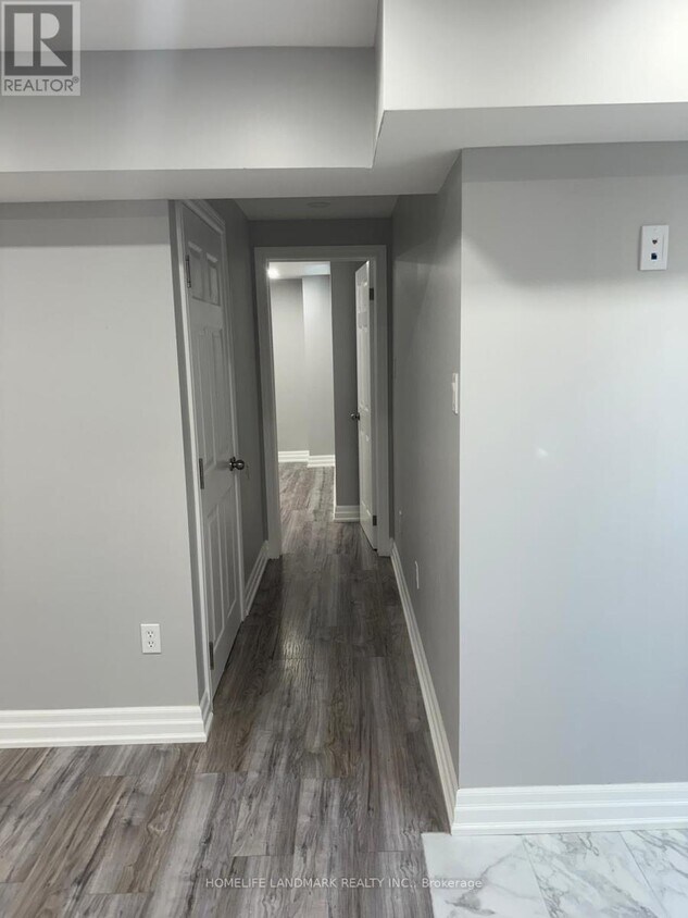 6 Pickett St, Ajax, ON L1Z 1R9 - Maison à Louer à Ajax, ON | Apartments.com